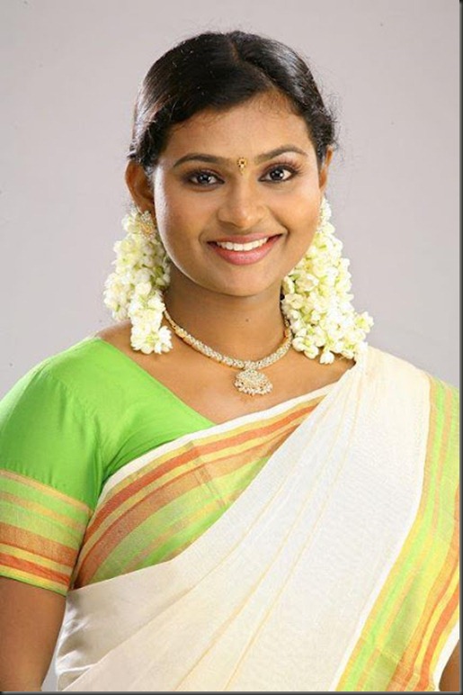 SERIAL ACTRESS SANGEETHA SIVAN IMAGES ~ Stills Bay - Movie Actor ...