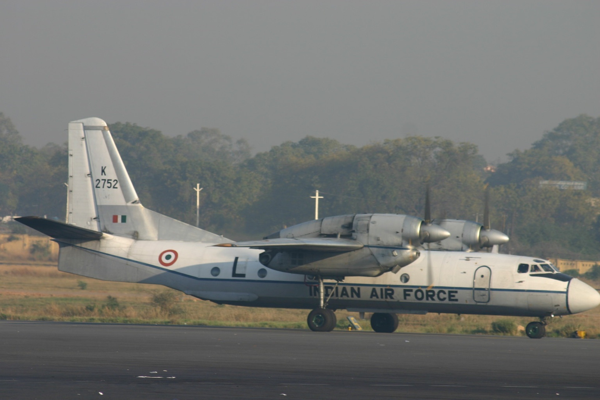 IAF's Antonov An-32 Medium Lift Transport Aircraft [Photographs] - AA ...