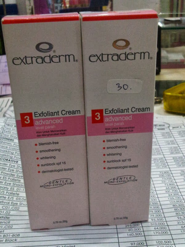 Queenie's Journals: Review : Extraderm Exfoliant Cream No 3