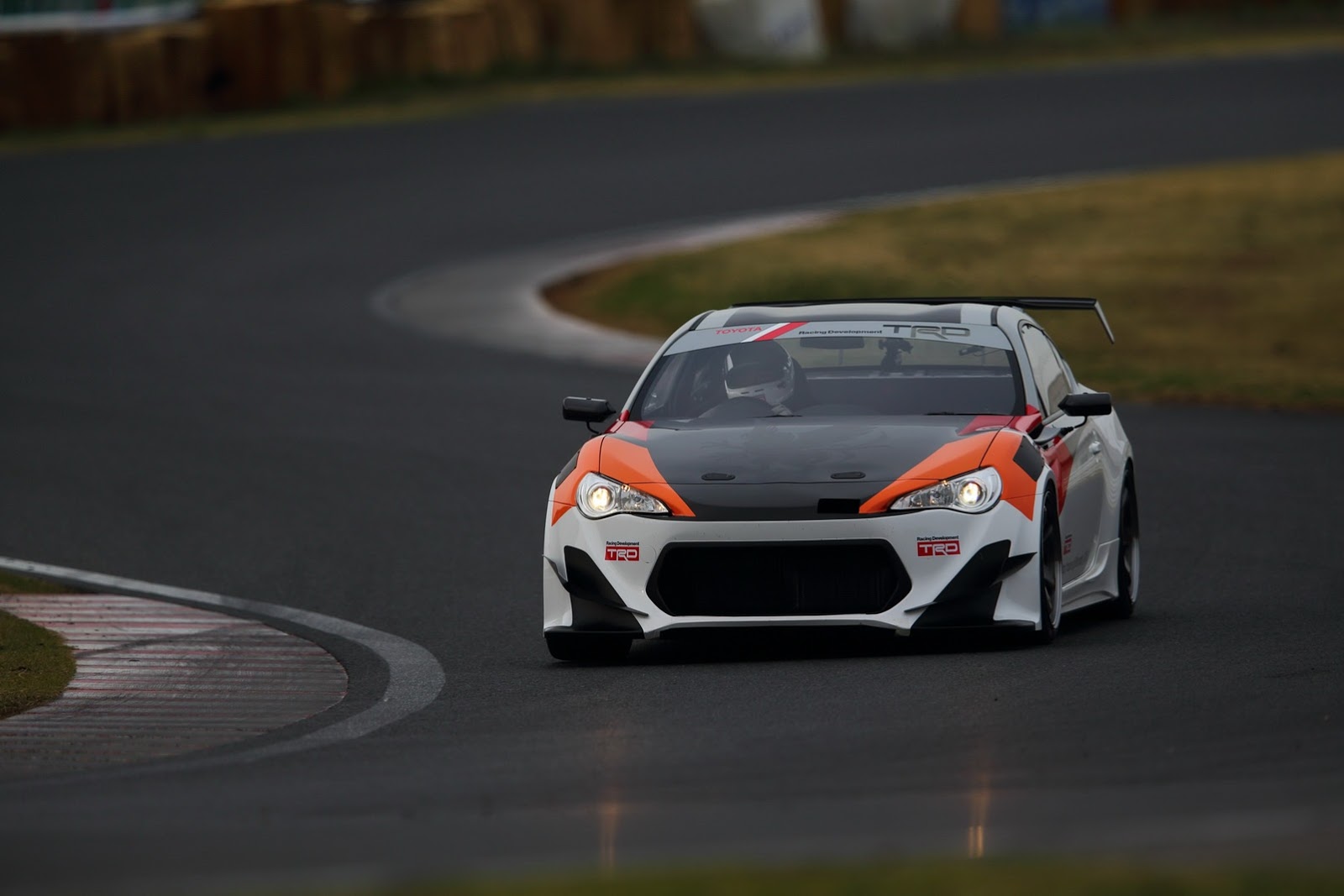 Super-Lightweight Toyota 86 TRD Griffon Concept Flies to Goodwood ...