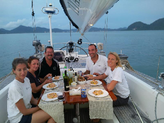 Dinner on Titania | 4everasia's Blog