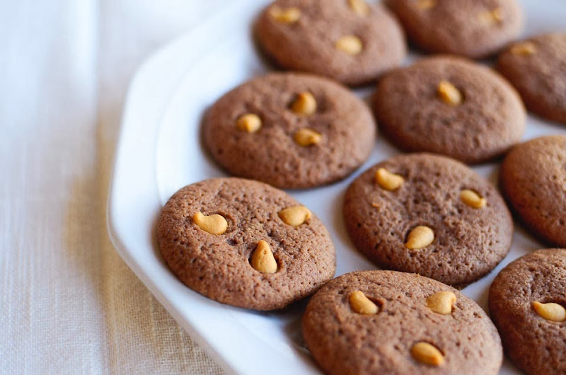 Gluten free rice flour hazelnut cookies - Pancake Ninja