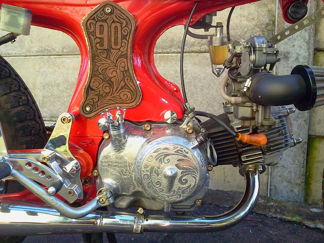 GLINDING KUSTOM : Honda 90 CAFE RACER (yang tua makin menggila)