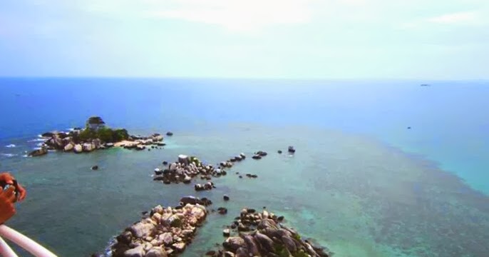 Sang Batu Satam, Keindahan di Belitung Timur ~ Farizan's Blog