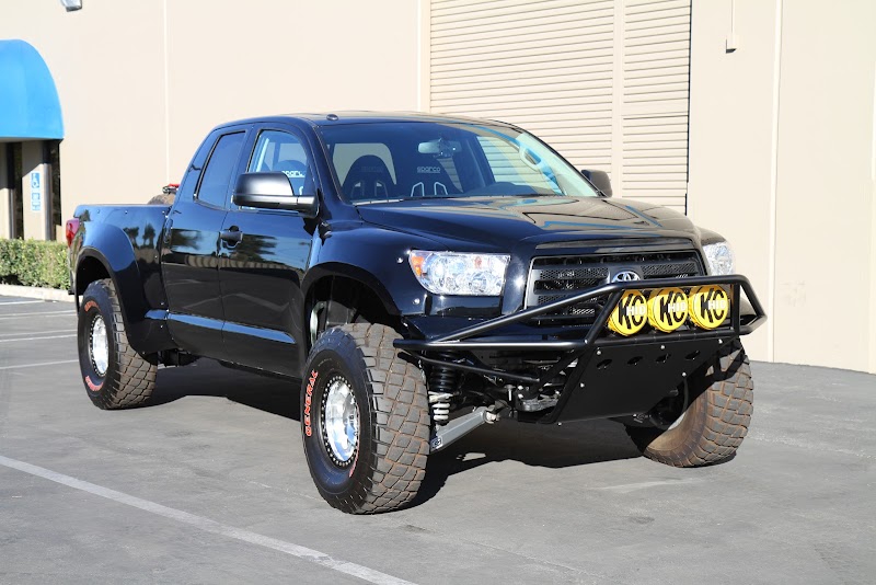 Arizona Prerunner Tundra | Camburg Engineering