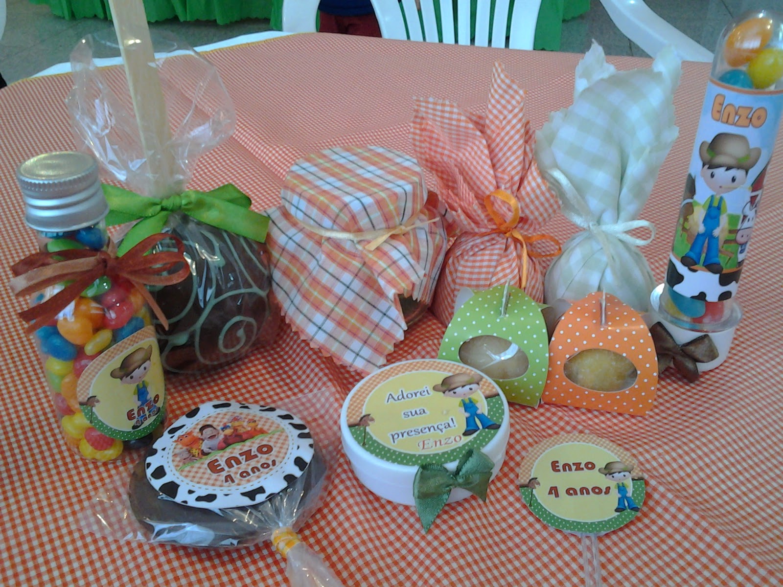 Doces Juliana Vieira: Doces personalizados Festa infantil - Fazendinha ...