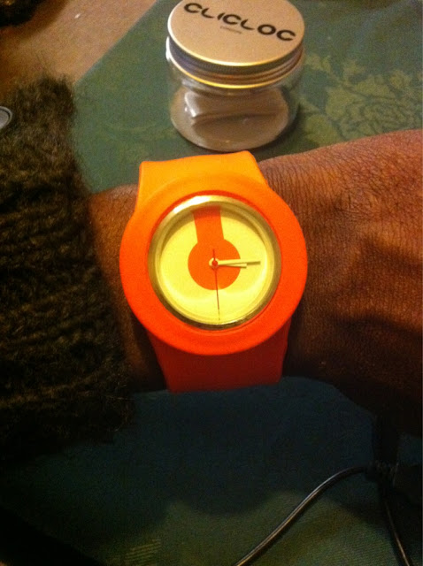 DIARY OF A CLOTHESHORSE: I LOVE MY CLIC LOC WATCH!!!!