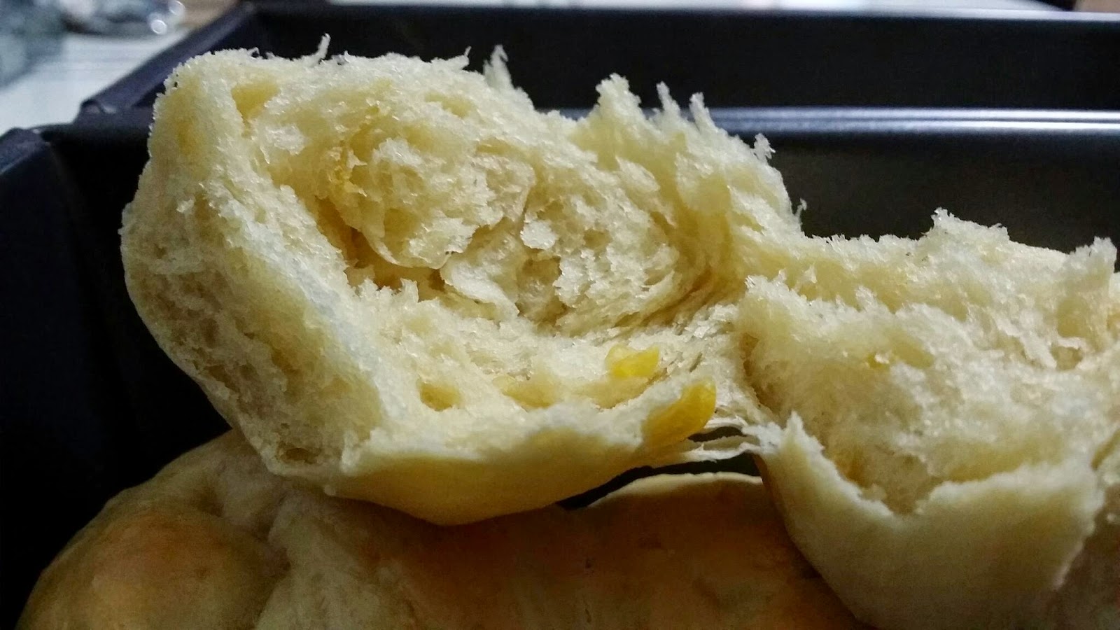 Yen can cook: Sweet corn Korean Bread rolls