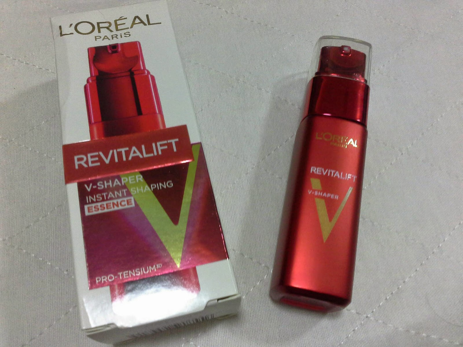 Beauty review:L’Oréal Paris Revitalift V-Shaper Serum – beautyandtheteeth