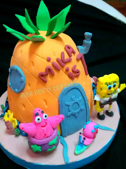 The Cake Closets by Lea: Spongebob house theme cake