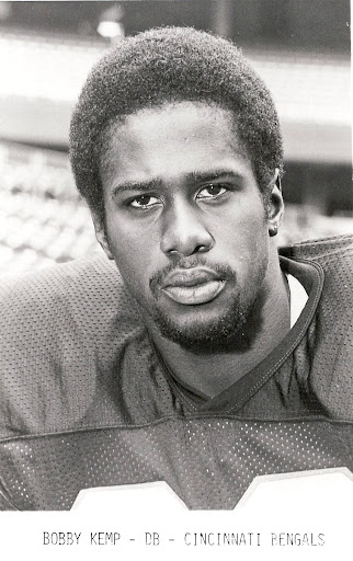 NMB 365 Days (Year 6) #200 05/18 | This building behind me i… | Flickr