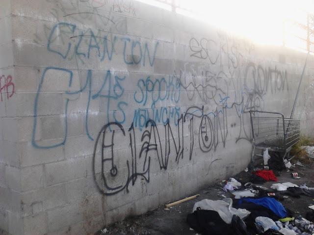 sureno 13 gangs graffiti: Clanton14