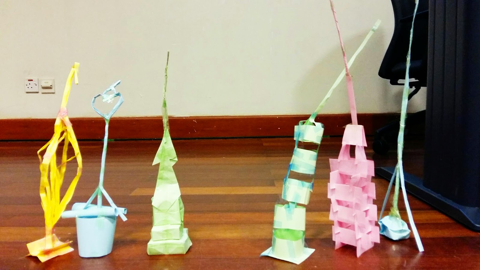 Menara kertas! | Aiman Afnan Mohd Asri