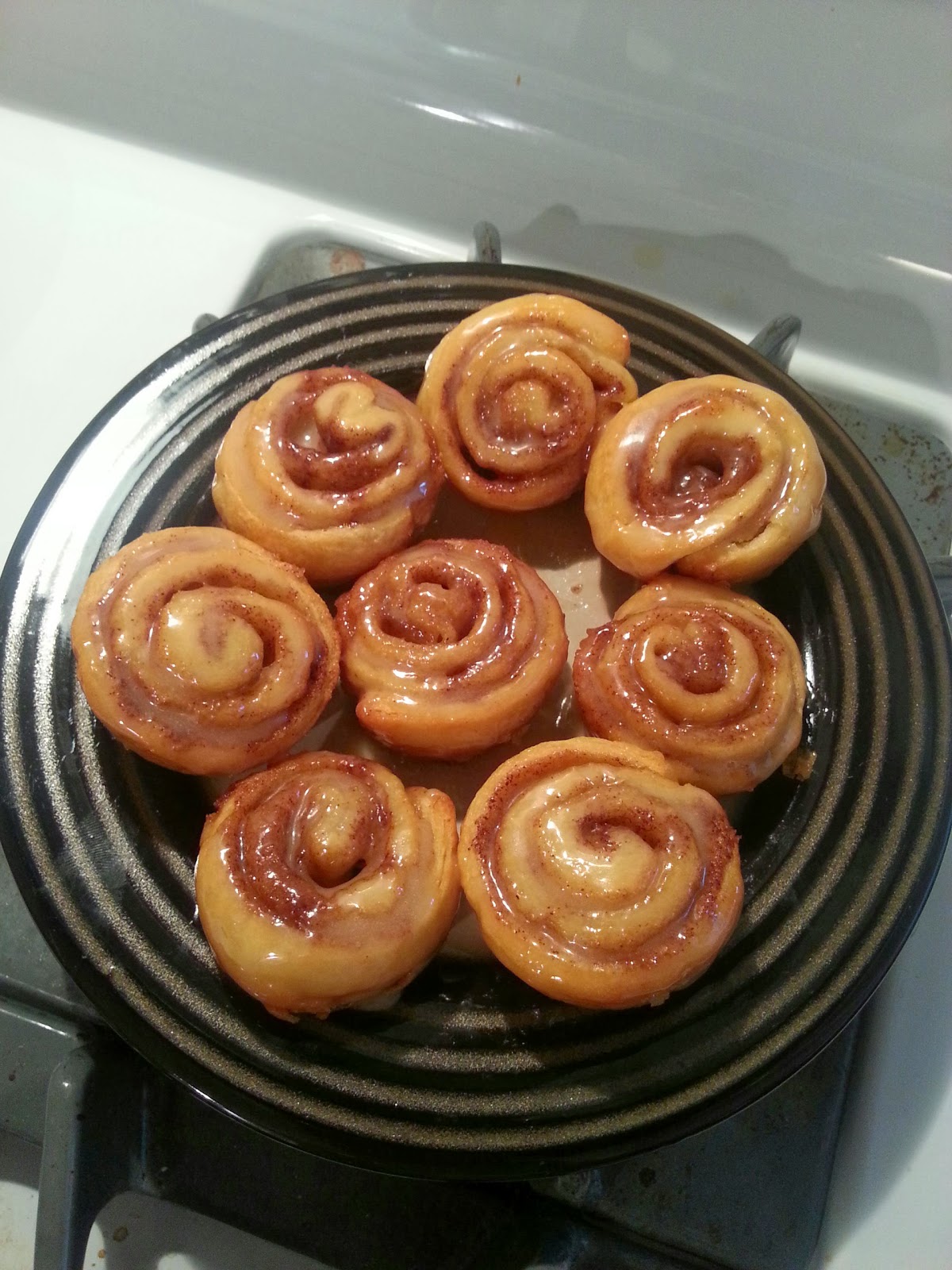 Our Cheerful Nest: Cini Mini Rolls!