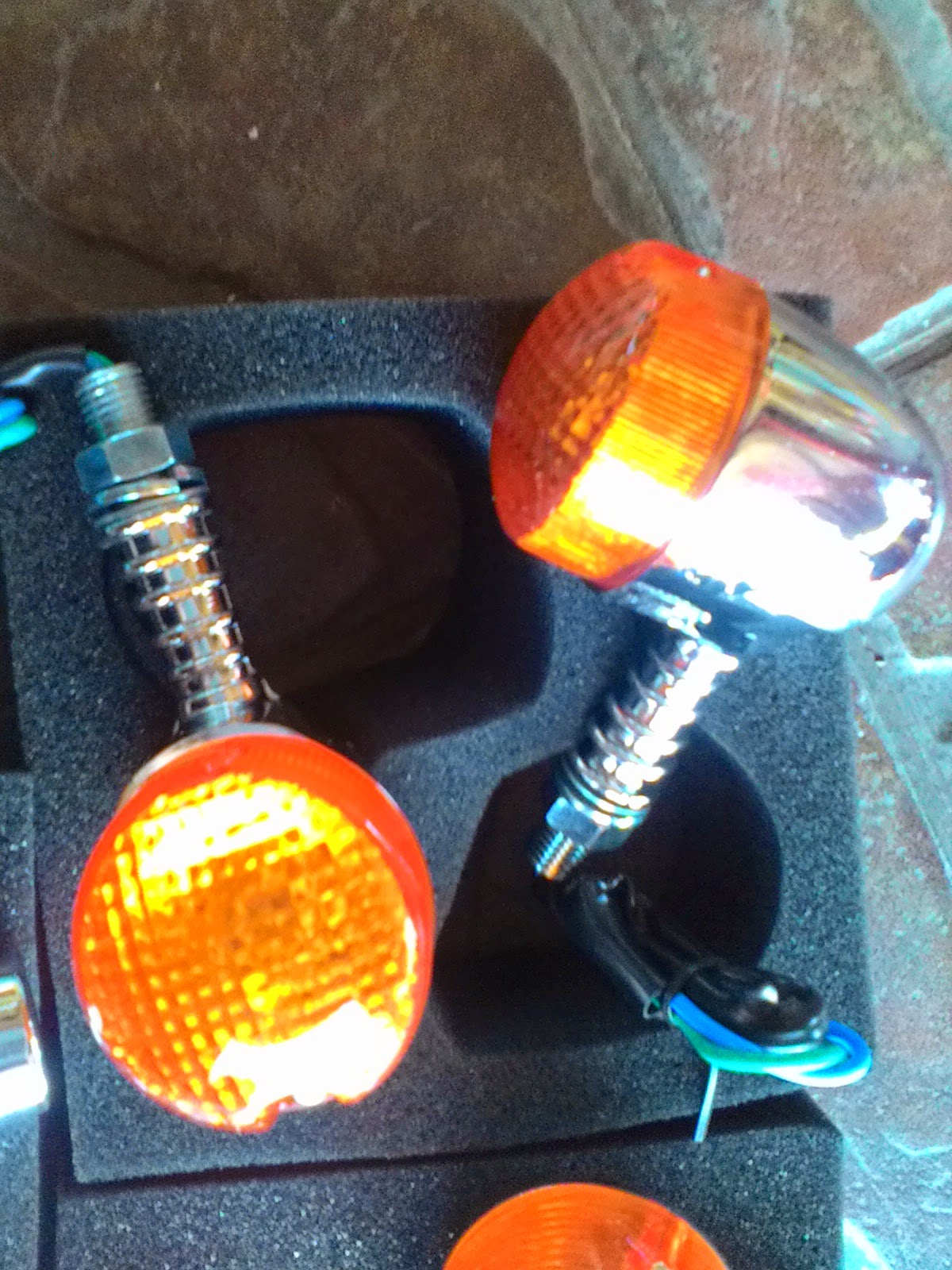 39+ Top Ide Motor Klasik Lampu Bulat