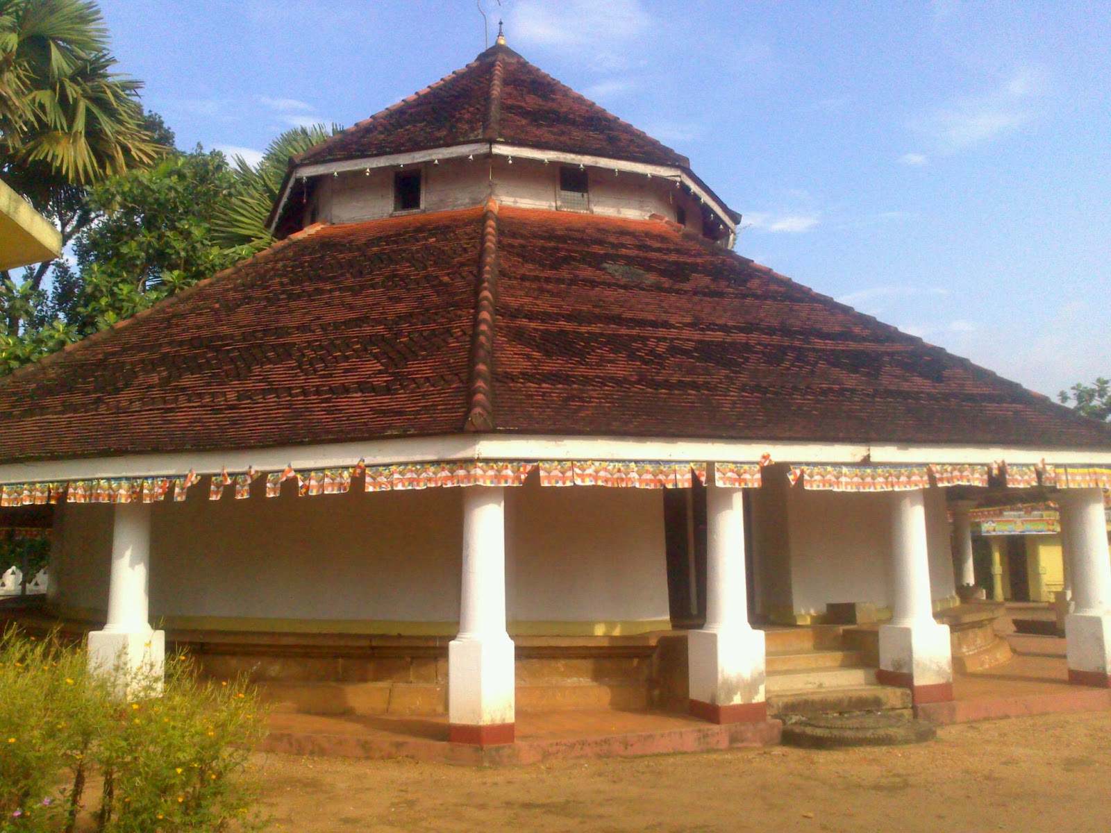 Attanagalla Arahatta Rajamaha Viharaya [අත්තනගල්ල අරහත්ත රජමහා විහාරය]