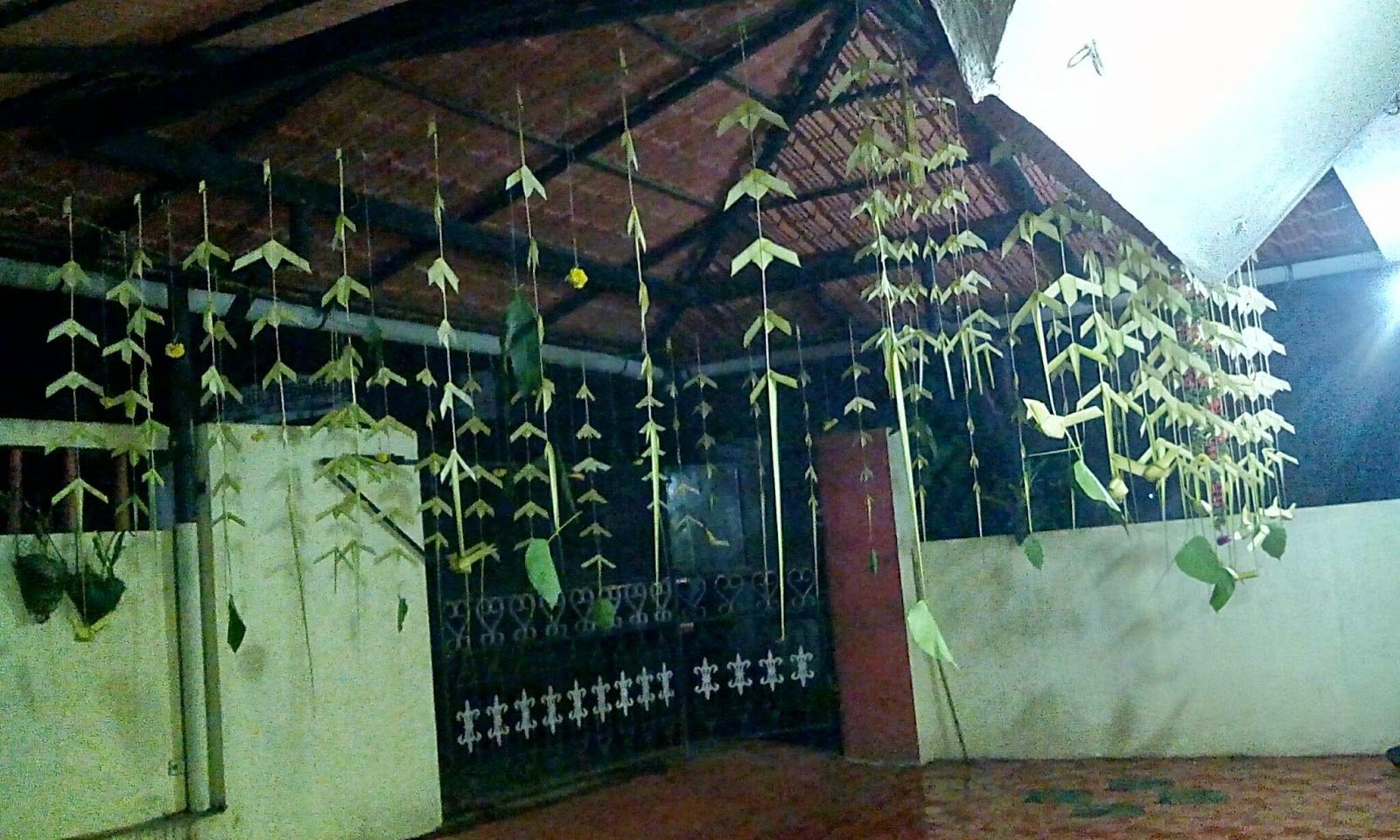 Ace Keralam: Kuruthola Designing Desins with Tender Coconut leaves