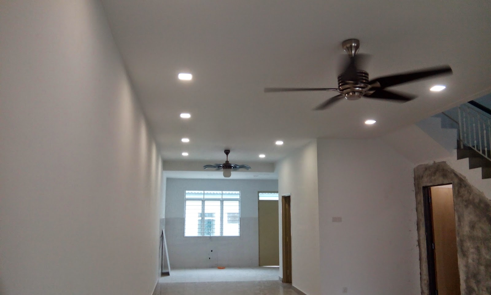 Plaster Ceiling and Wall (drywall gypsum construction): Flat plaster ...