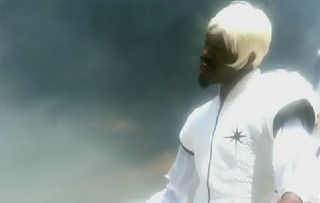 JusT BoNgO peoplez: OutKast Andre 3000 "prototyPe" (video and pics)