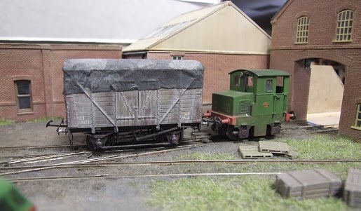 .Downloadable Model Railway Kits: Layout in a box