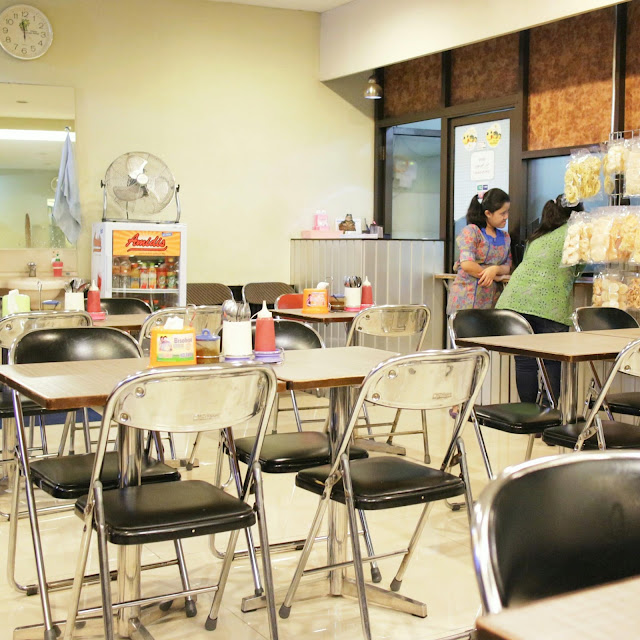 Rumah Makan Swike Waled – Bandung | Let's Go Eat