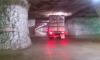 Team Adventure: Lenexa, Kansas Cave Delivery