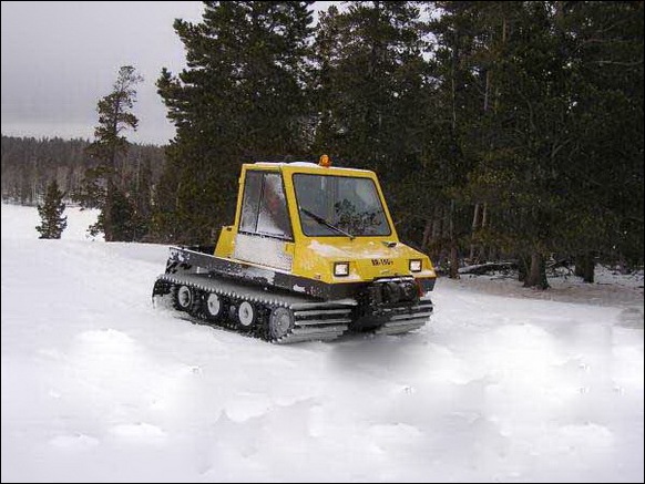 Snowcat doing its thang! ~ MegaMachine