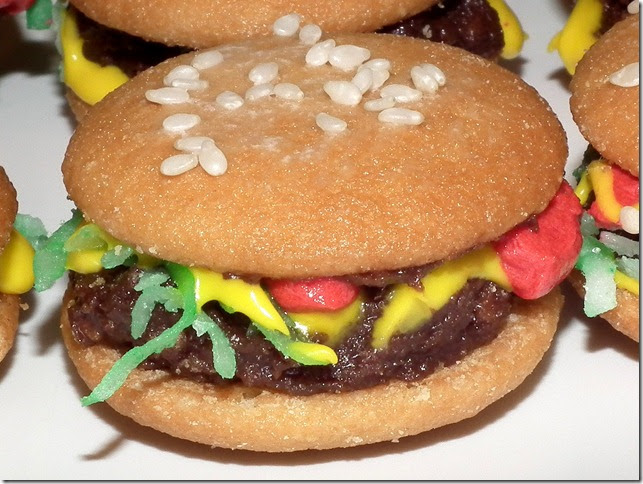 Baking And Boys!: Mini Dessert Burgers