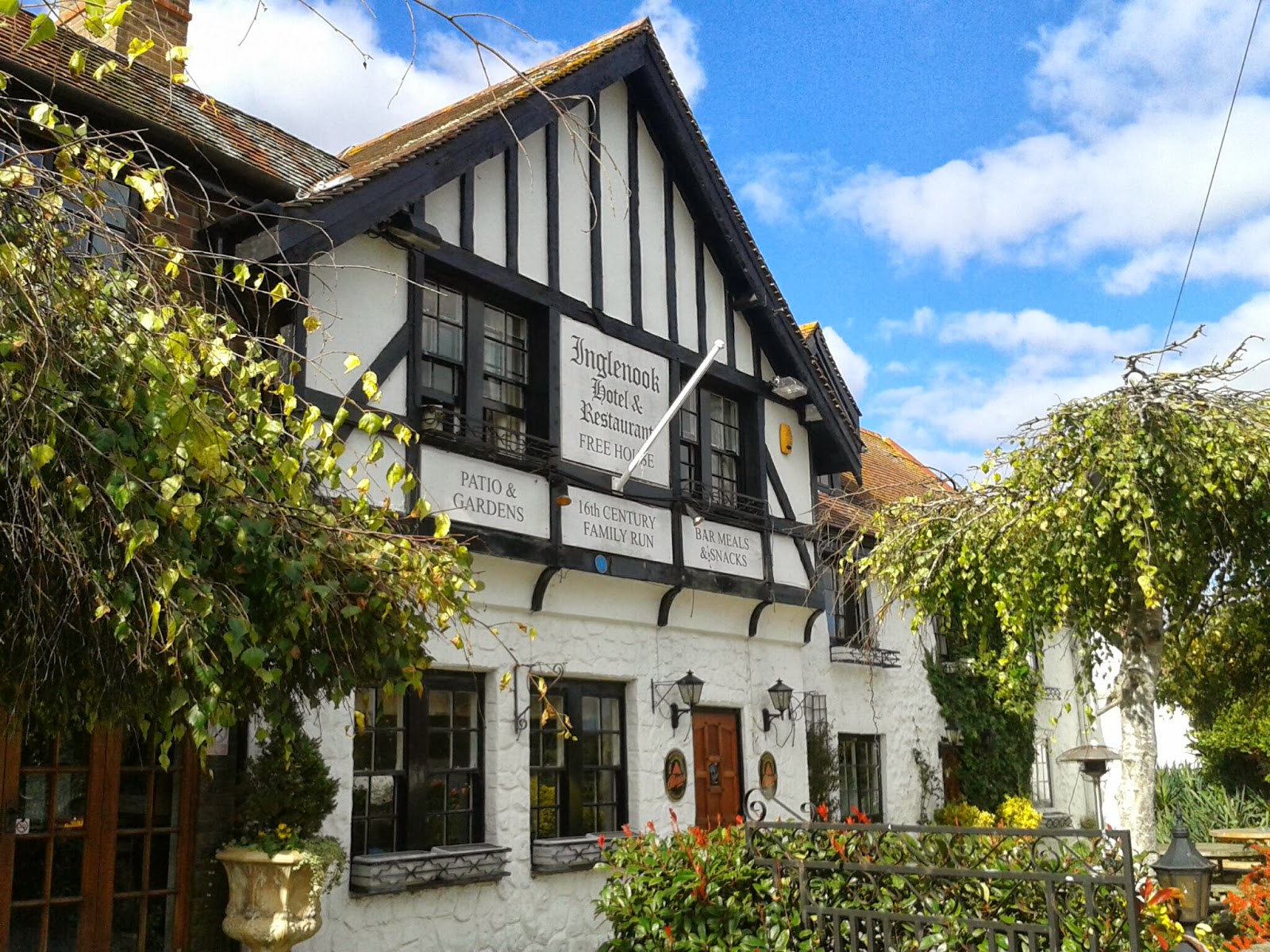 My world of beer: My Local - Inglenook Hotel, Pagham