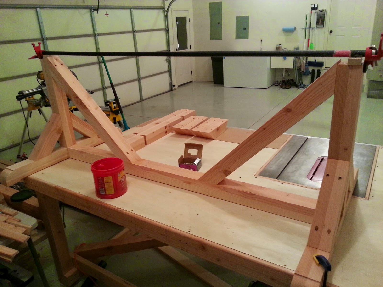 Pottery Barn Farmhouse Table: Starting final assembly of the base