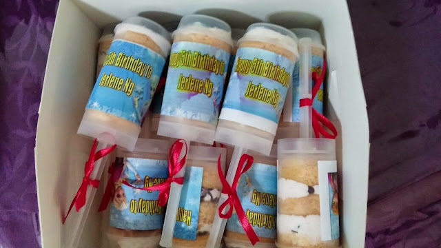 Welcome to D's SweetZ Treats.sg: Frozen Themed Push Pop Cakes
