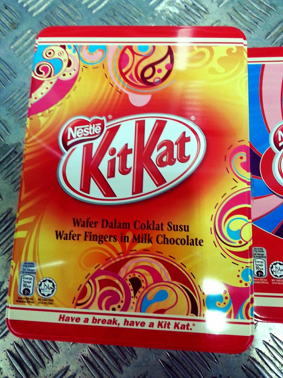 Gostan Sikit: Kit Kat - 12 pack wafer tin