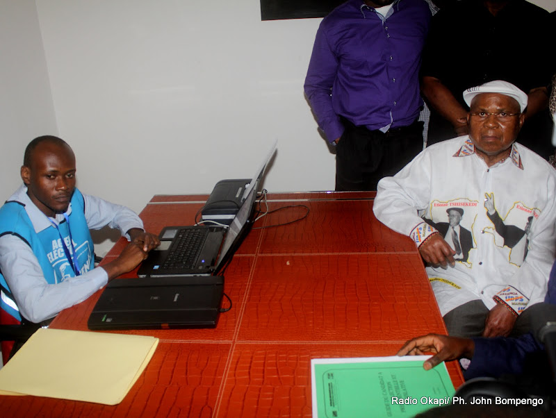 RDC: présidentielle 2011, Etienne Tshisekedi dépose sa candidature ... RDC: présidentielle 2011, Etienne Tshisekedi dépose sa candidature ...