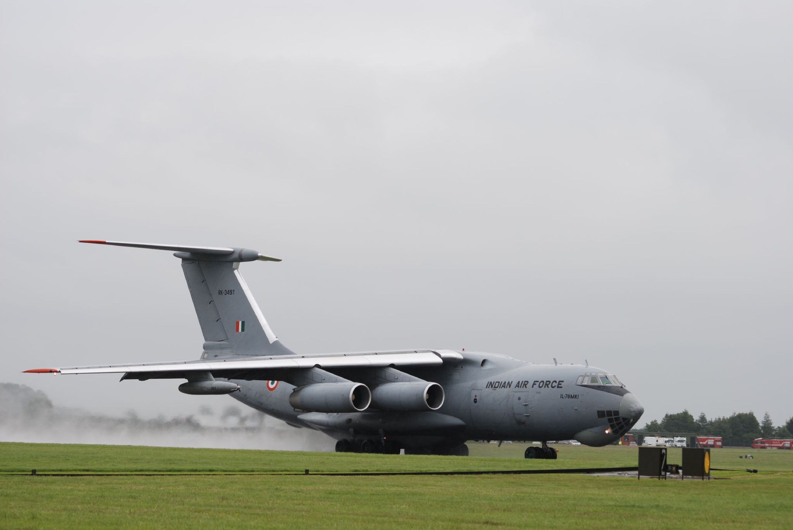 IAF's Ilyushin Il-76 Transporter & Il-78 Aerial Refuelling Aircrafts In ...