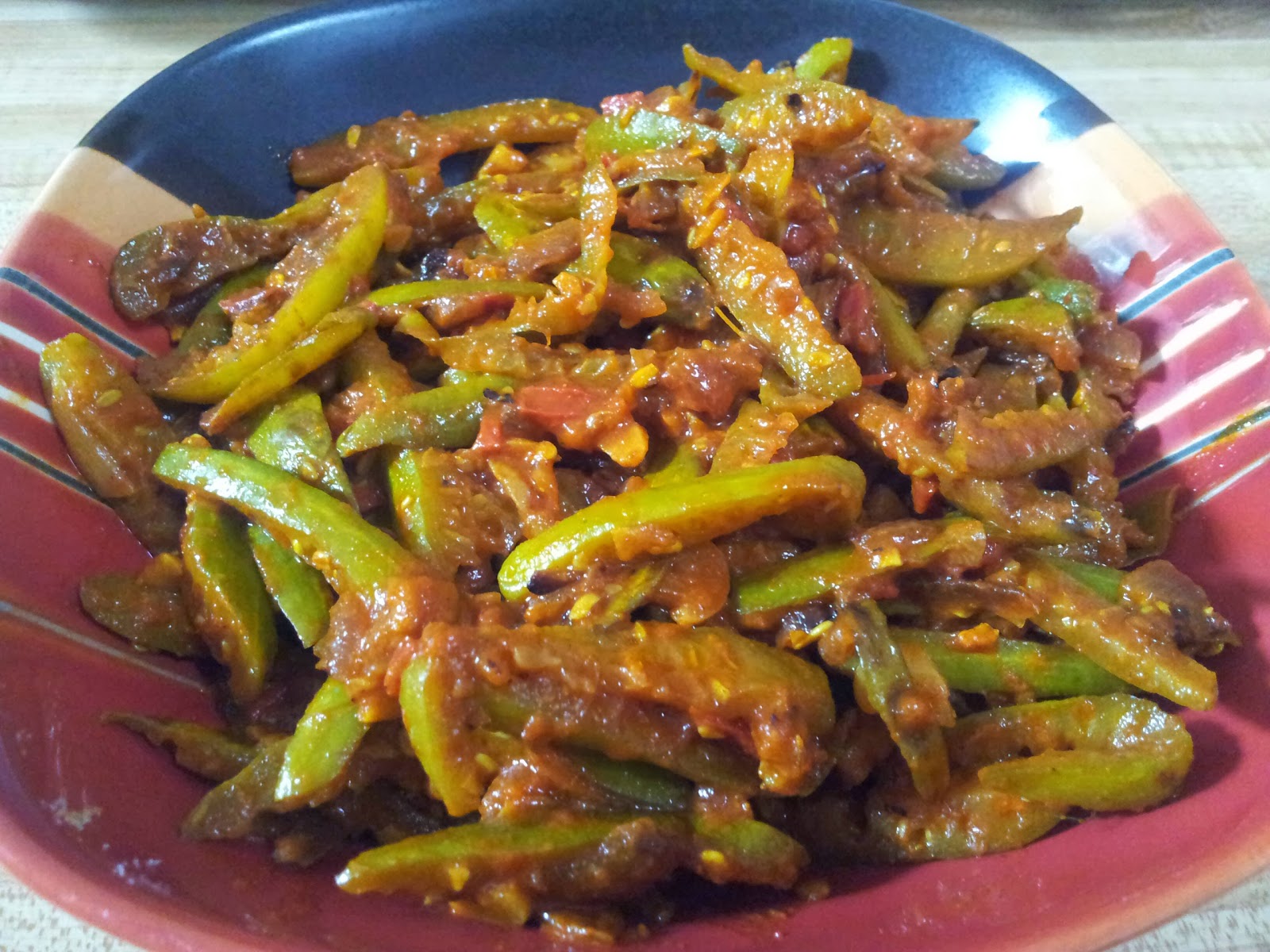 iDhaba: Garlicky Tindora/tondekai subzi/ ivy gourd side dish