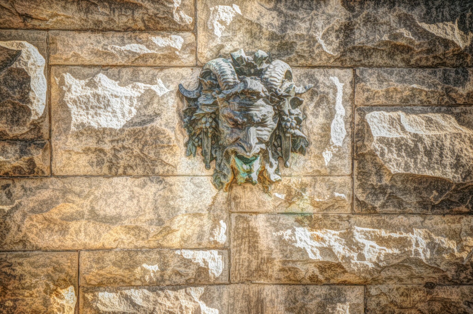 36 random free pictures available for download