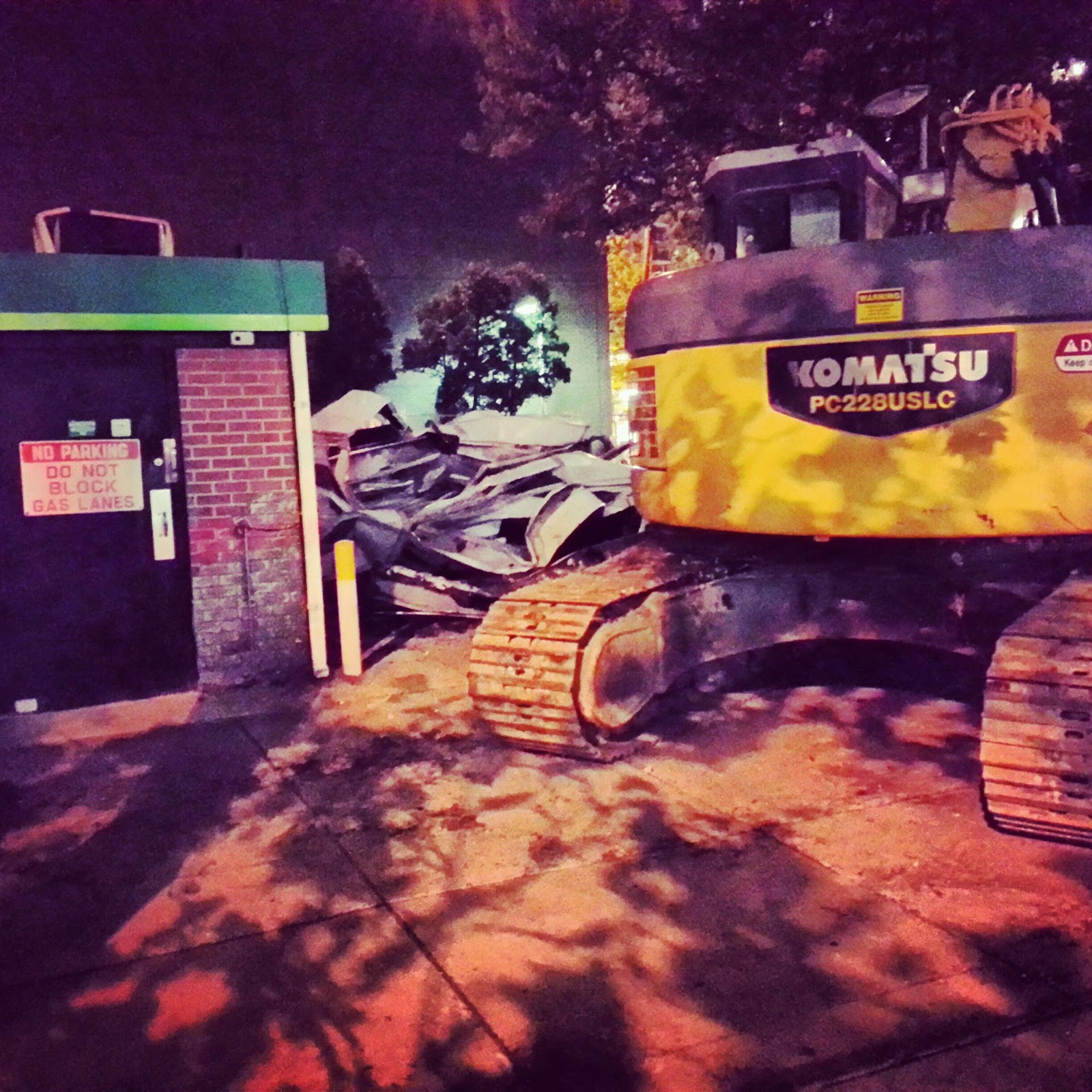 Robert Dyer @ Bethesda Row: DEMOLITION AT FORMER BP GAS STATION ON OLD ...