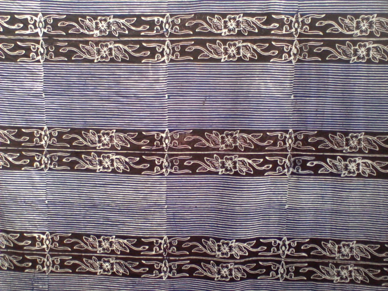 Rumah Batik Slawi: Batik Lurik
