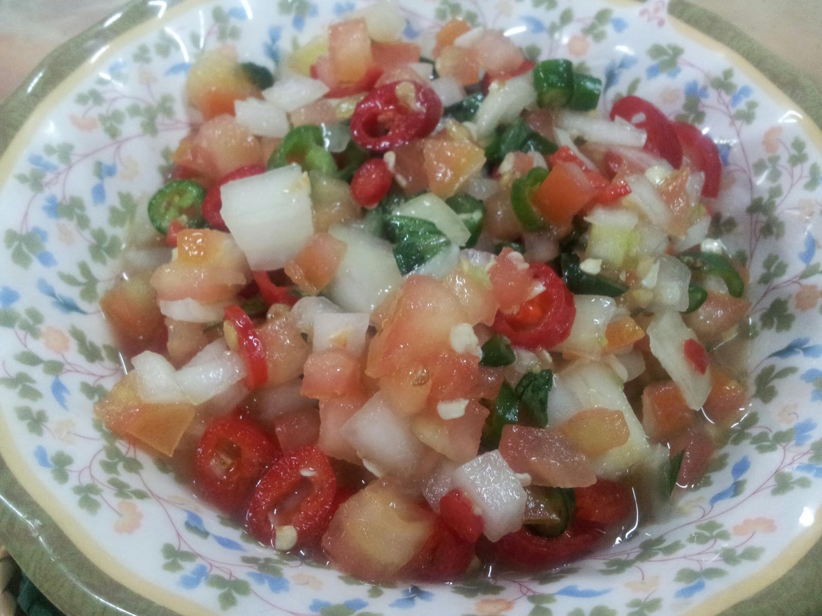 DUHAI HATI: Sambal Dabu Dabu.....?