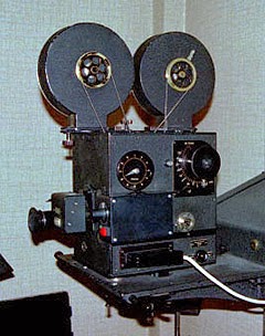 Pencil To Animator: An animation camera manufactured by Crass, Berlin ...