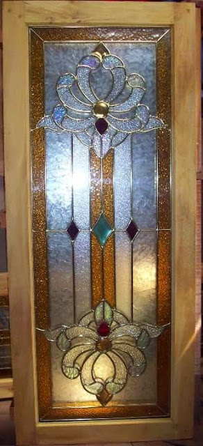 Kaca Patri Bayu Glass: KACA PATRI