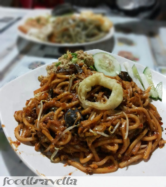 Food Traveller: Mie Akhirat - Jl. Progo No. 10
