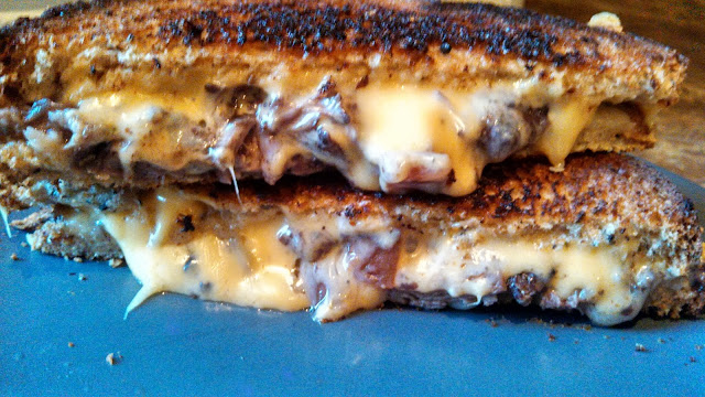 Hot Dog It's a Food Blog: Braised Short Rib Grilled Cheese