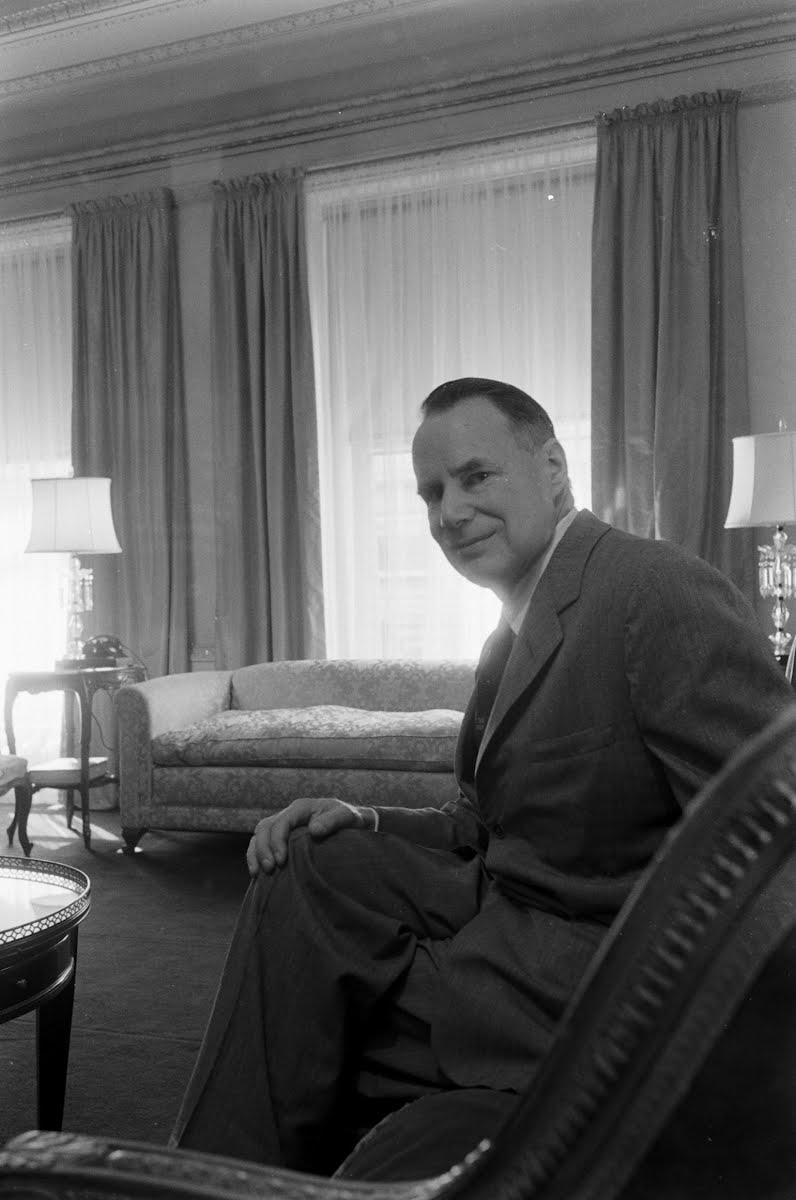 Ernest Henderson At Palace Hotel - N R Farbman — Google Arts & Culture