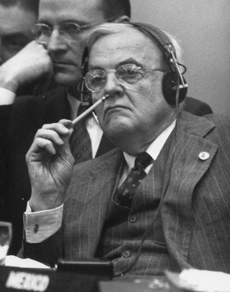 Lisa Larsen — Google Arts & Culture