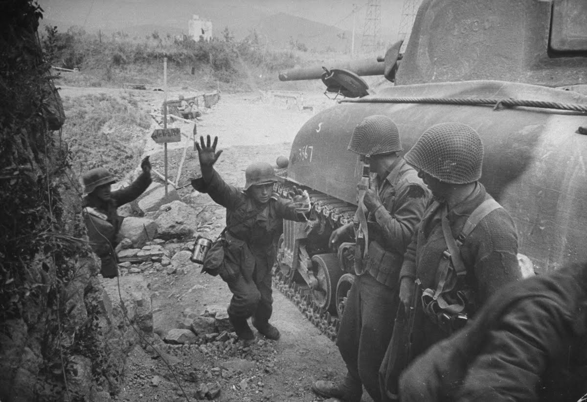 Cisterna, Italy...'44 - George Silk — Google Arts & Culture