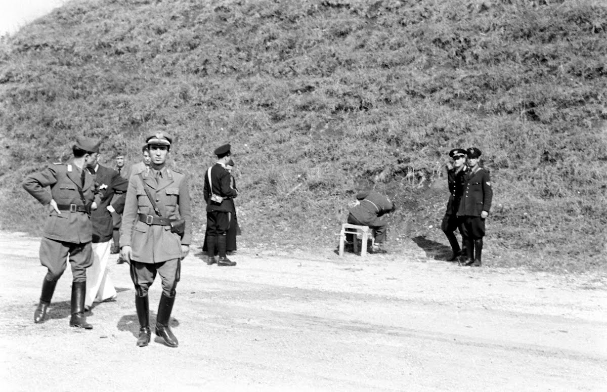 Execution Of Pietro Caruso, Rome - Carl Mydans — Google Arts & Culture