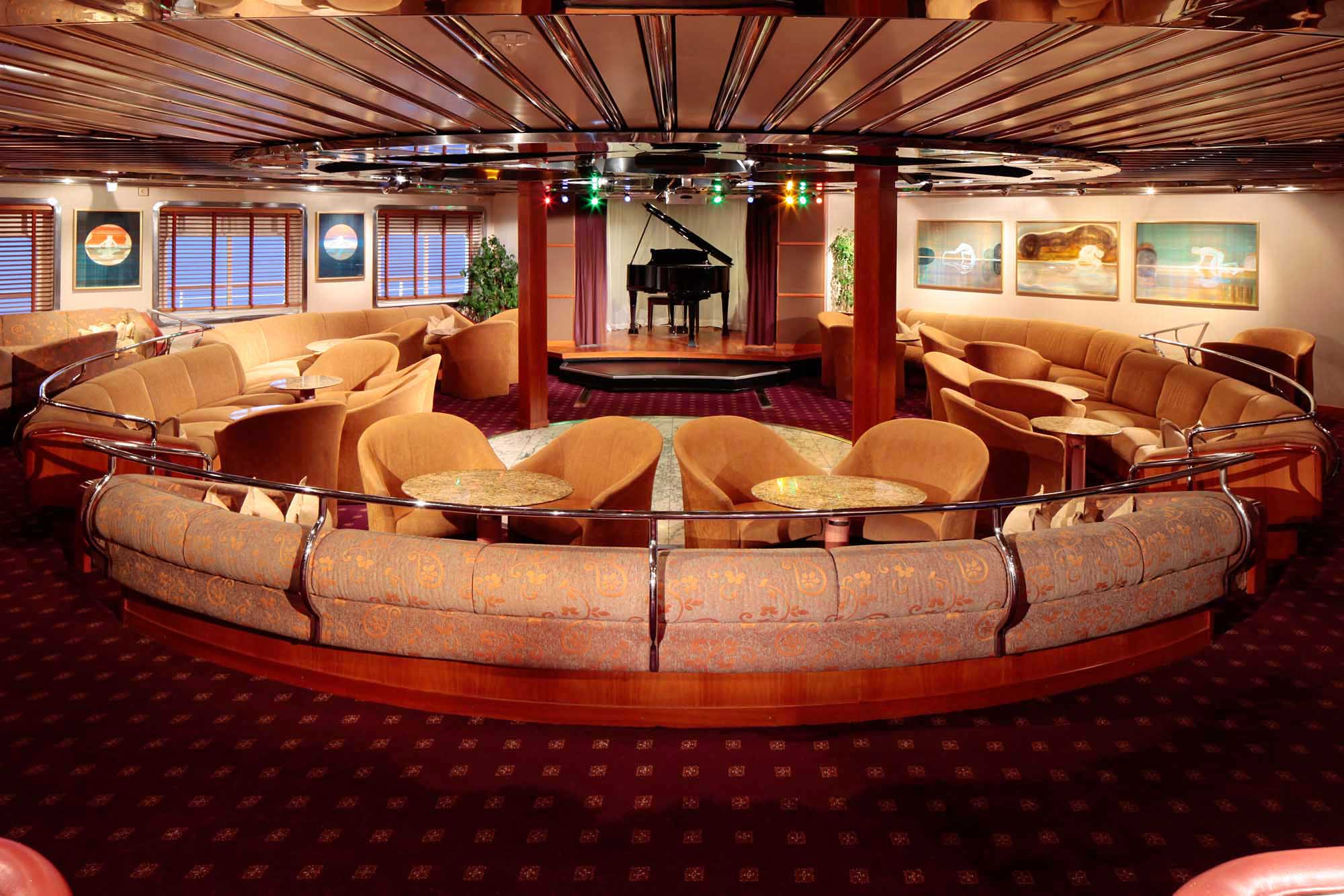 SeaDream Yacht Club Cruises & Reviews - Cruiseable