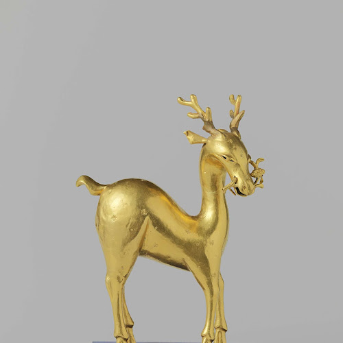 Gold deer, anonymous, c. 1700 - c. 1799 - Rijksmuseum