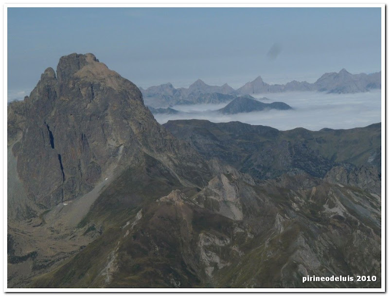Un paseo por el Pirineo: Pico Arriel (2824 m) y Petit Arriel (2683 m)